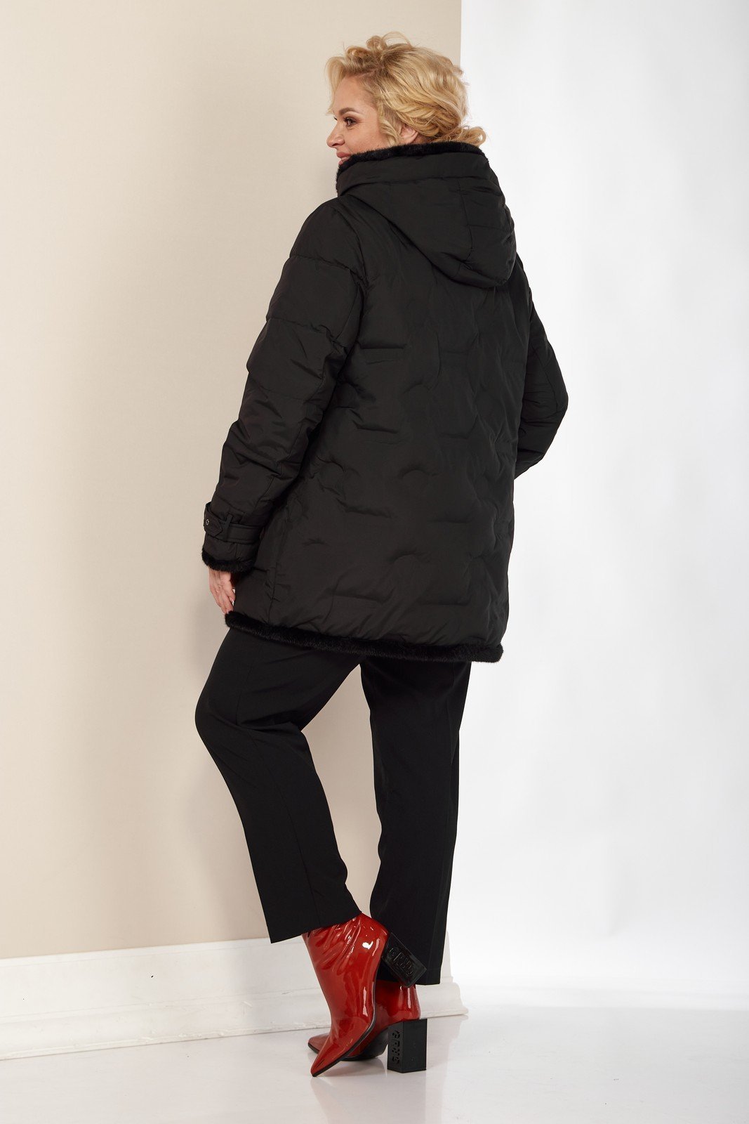 Куртка 2133 черный Shetti купить - 7% скидка | в наличии